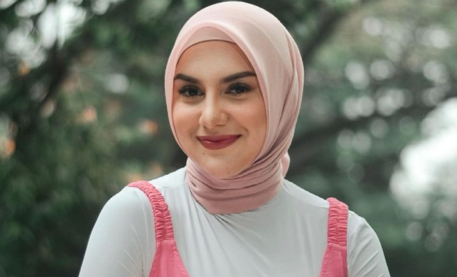 Irish Bella - Biodata, Profil, Fakta, Umur, Agama, Suami, Film