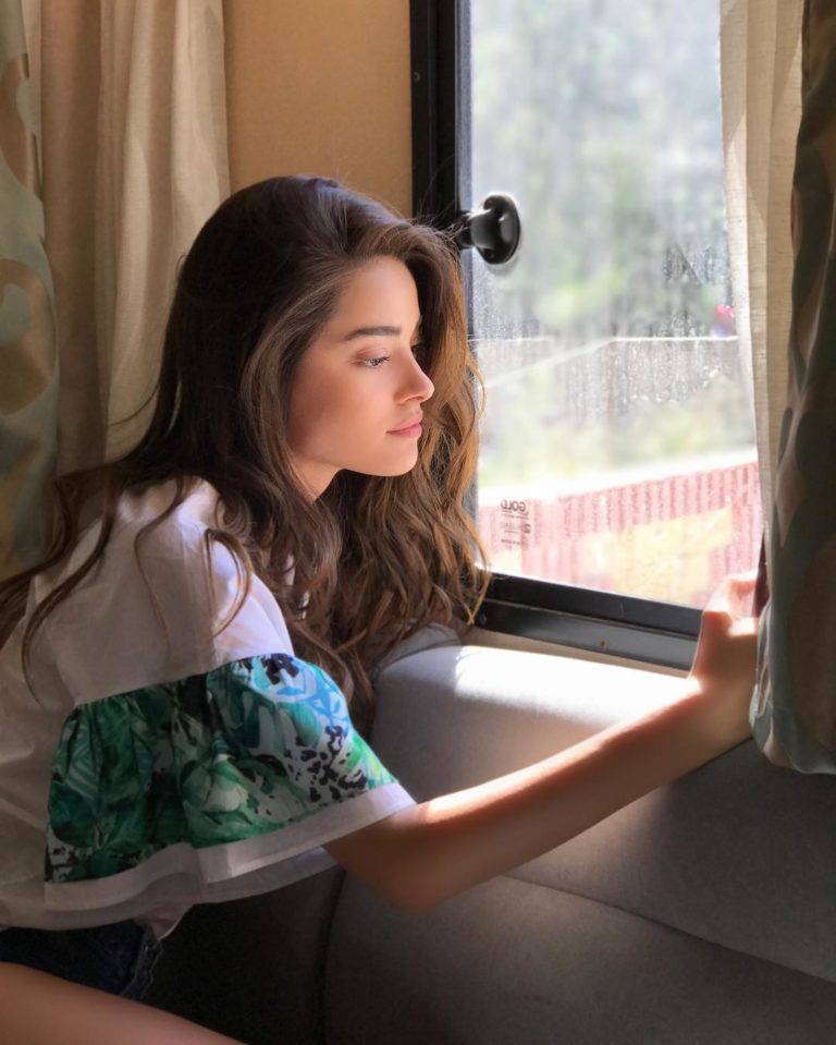 15 Potret Cantiknya Simay Barlas, Pemeran Gozde di Drama Cinta Cantik RTV