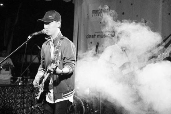 Punya Suara Bertipe Millennial, Intip 10 Potret dan Fakta Febri The ...