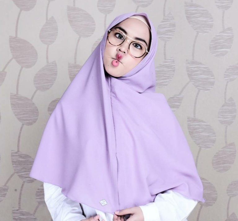 Ria Ricis - Biodata, Profil, Fakta, Umur, Agama, Suami, Film