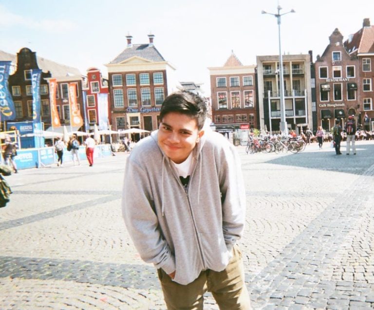 Umay Shahab - Biodata, Profil, Fakta, Umur, Agama, Pacar, Film