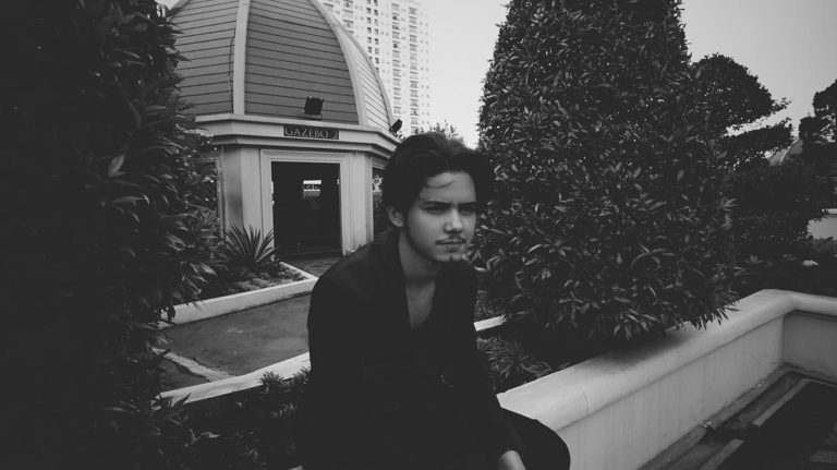 Aliando Syarief - Biodata, Profil, Fakta, Umur, Agama, Pacar, Film