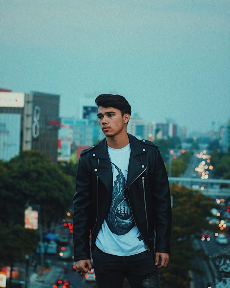 Jeff Smith - Biodata, Profil, Fakta, Umur, Agama, Pacar, Karier