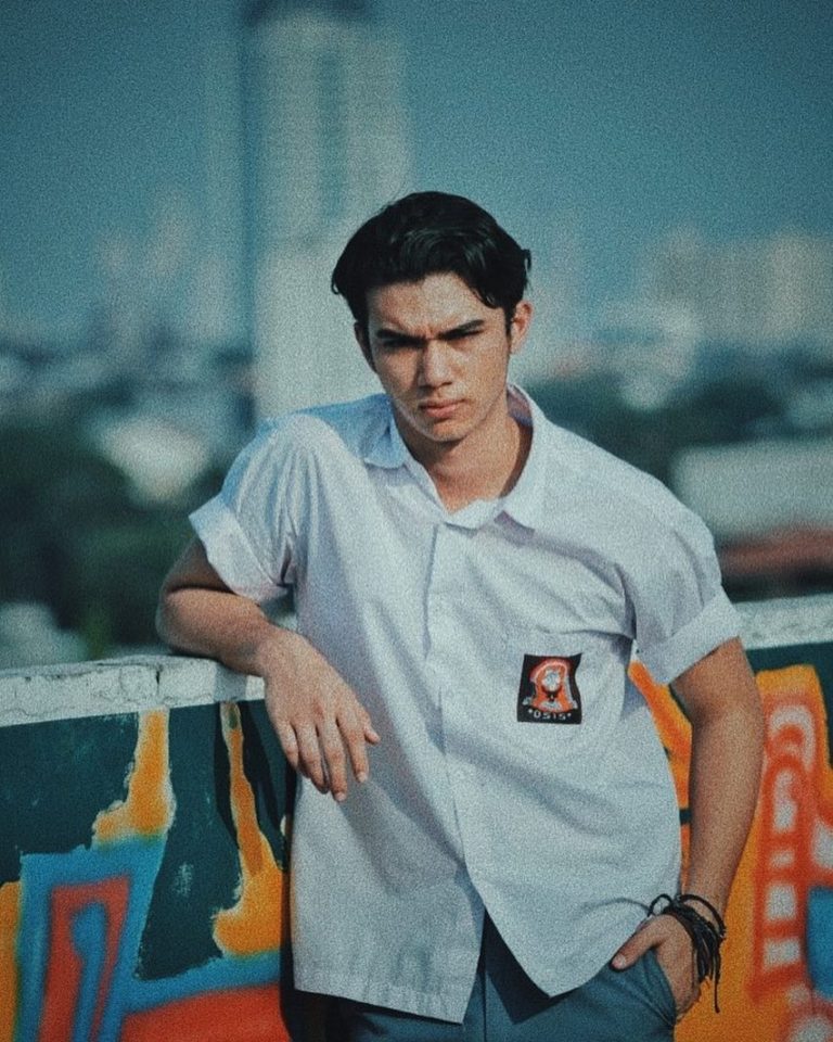 10 Potret dan Fakta Jeff Smith, Saingan Baru Jefri Nicol - Dailysia