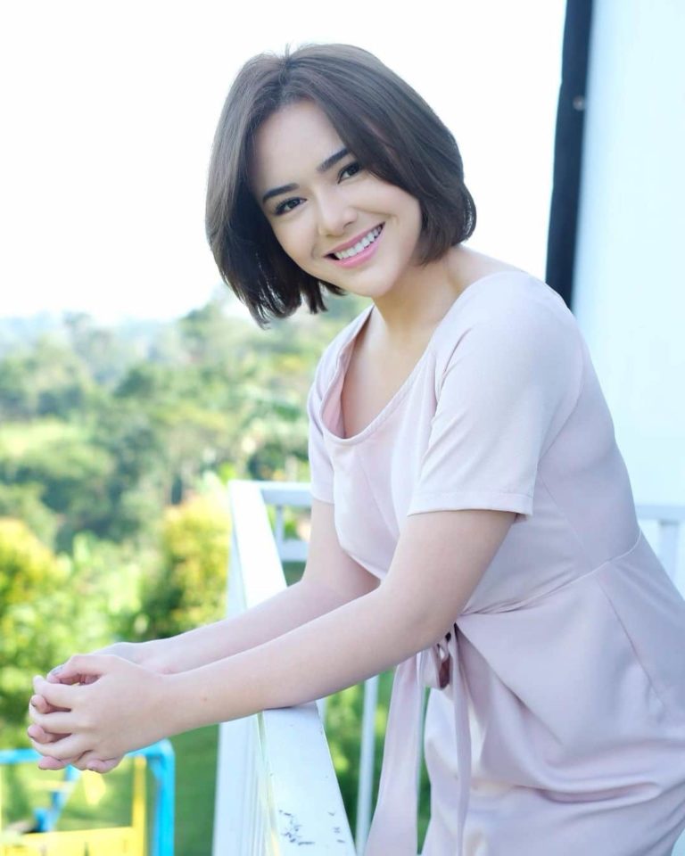 Amanda Manopo - Biodata, Profil, Fakta, Umur, Agama, Pacar, Film