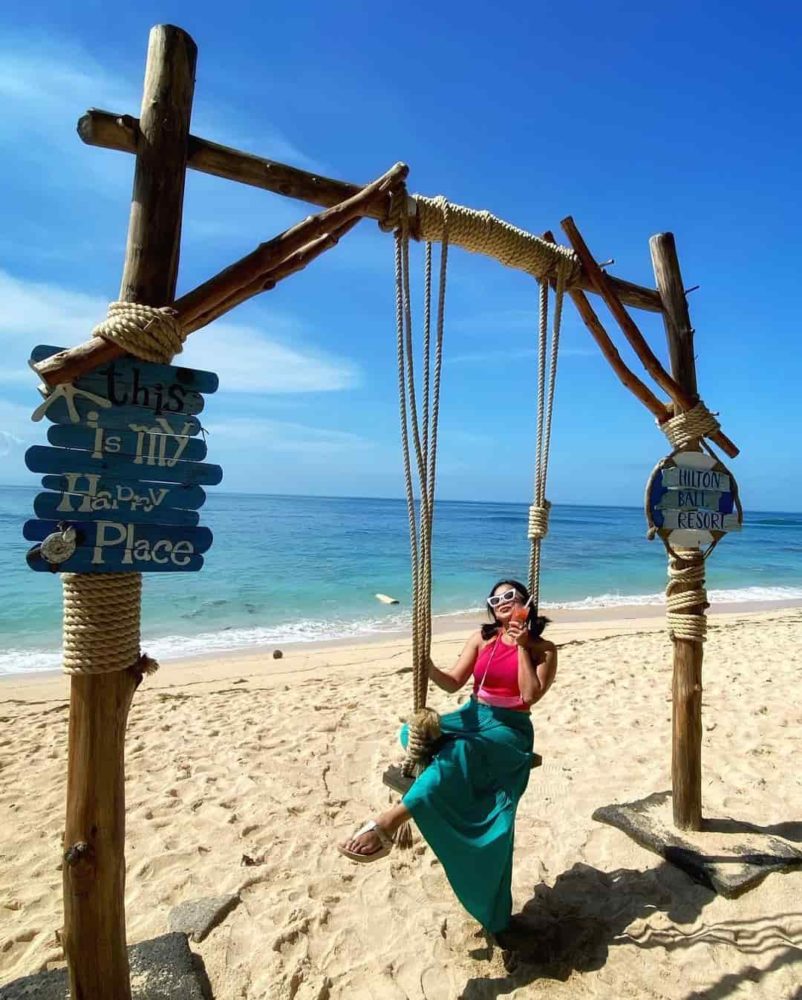 Feni Rose - Biodata, Profil, Fakta, Umur, Agama, Suami, Acara TV