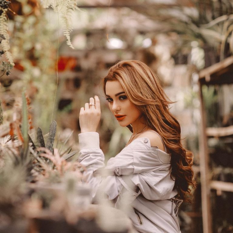 Nora Alexandra - - Biodata, Profil, Fakta, Umur, Agama, Suami