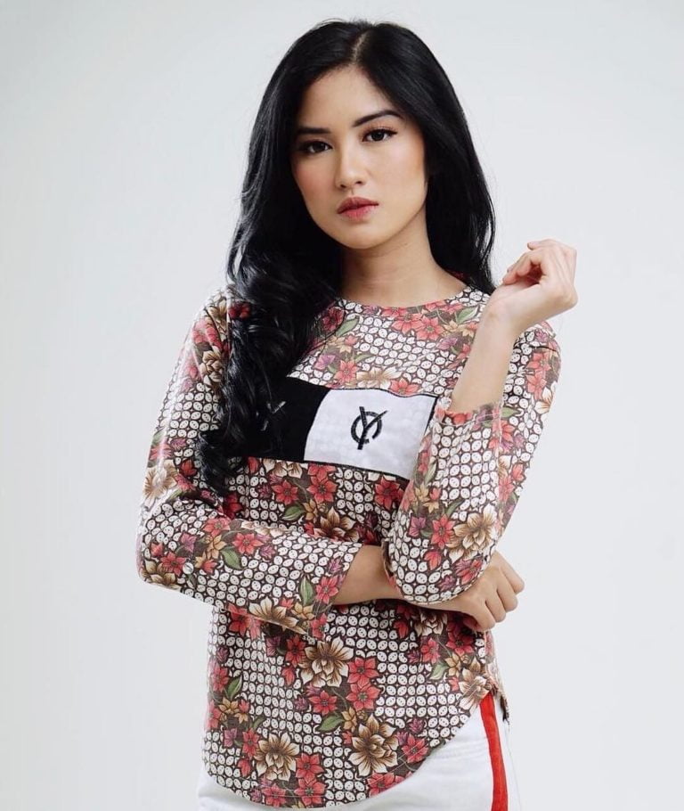 Ochi Rosdiana - Biodata, Profil, Fakta, Umur, Agama, Pacar, Film