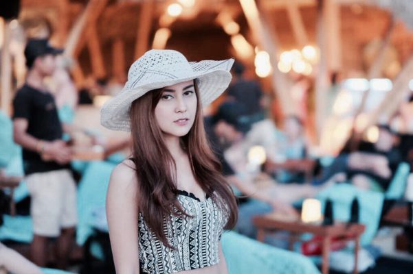 Vicy Melanie - Biodata, Profil, Fakta, Umur, Agama, Suami, Karier