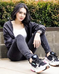 Wika Salim - Biodata, Profil, Fakta, Umur, Agama, Suami, Single