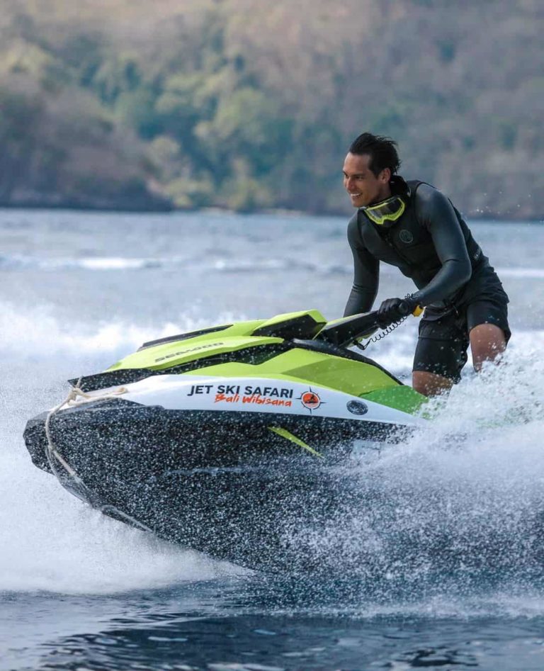 Richard Kyle - Biodata, Profil, Fakta, Umur, Agama, Pacar, Film