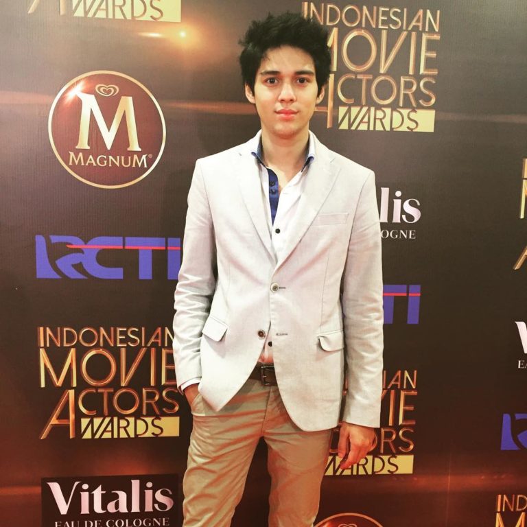 Maxime Bouttier - Biodata, Profil, Fakta, Umur, Agama, Pacar, Film