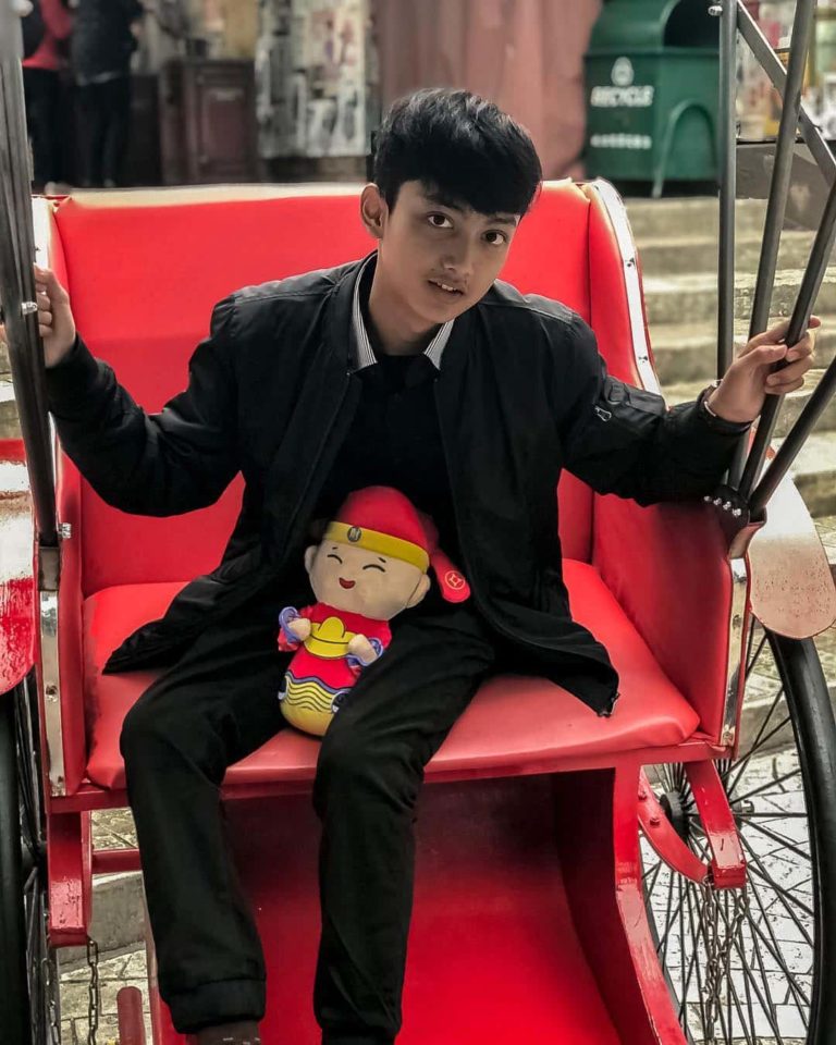 Gus Azmi - Biodata, Profil, Fakta, Umur, Agama, Pacar, Single