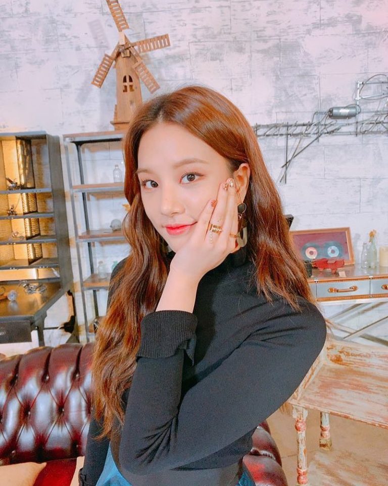 LABOUM - Biodata, Profil, Fakta, Member, Ulang Tahun, Tanggal Lahir