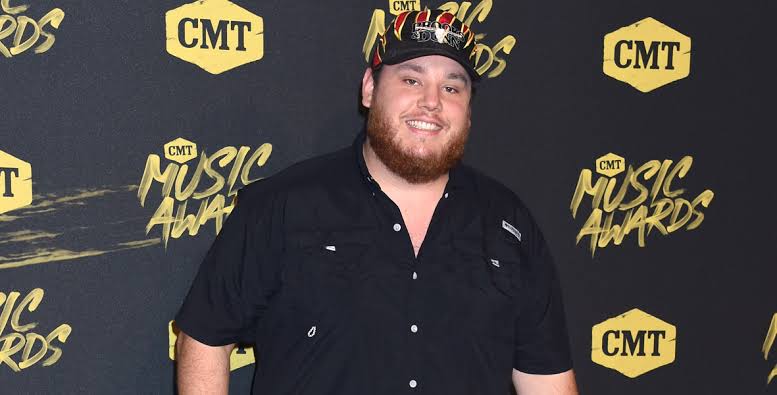 Biodata, Profil, Fakta & Perjalanan Karir Luke Combs | Dailysia