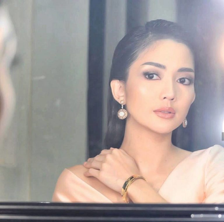 10 Pesona Ririn Dwi Ariyanti, Pemeran Utama Sinetron Dewi RCTI