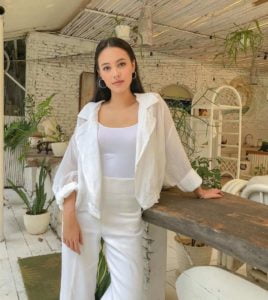 Anggika Bolsterli - Biodata, Profil, Fakta, Umur, Agama, Suami