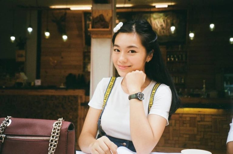 10 Potret Claudy Putri, Pemeran Ipeh di Sinetron Entong Lagi - Dailysia