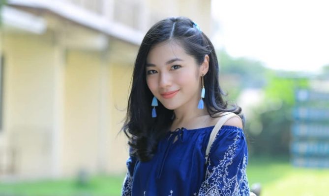 Claudy Putri - Biodata, Profil, Fakta, Umur, Agama, Pacar, Film