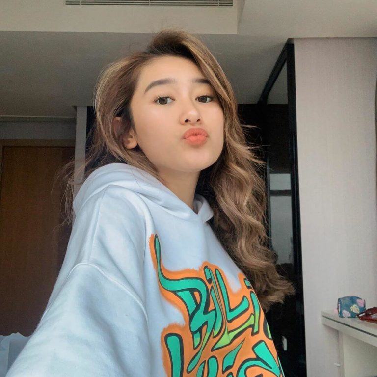 Cantik dan Menawan, Ini 10 Pesona Amanda Caesa Anak Parto Patrio