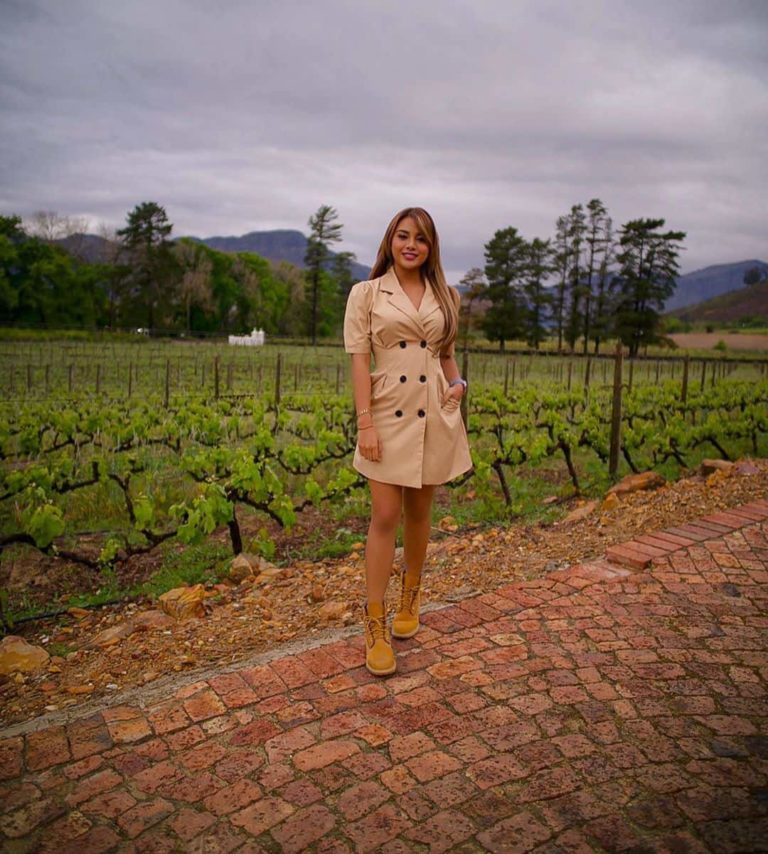 Aurel Hermansyah - Biodata, Profil, Fakta, Umur, Agama, Suami