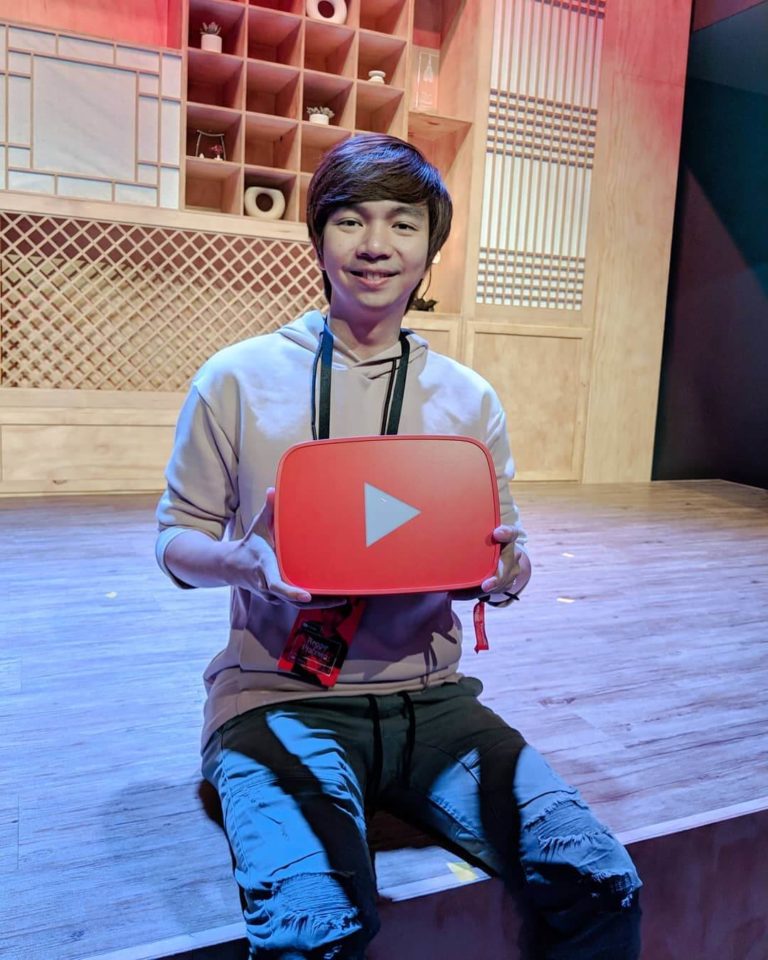 Miawaug - Biodata, Profil, Fakta, Umur, Agama, Pacar, Karier