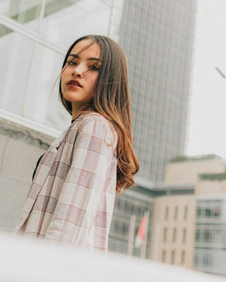 Nicole Parham - Biodata, Profil, Fakta, Umur, Agama, Pacar, Film