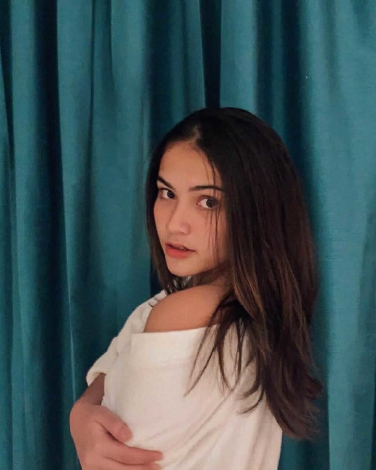 Nicole Parham - Biodata, Profil, Fakta, Umur, Agama, Pacar, Film