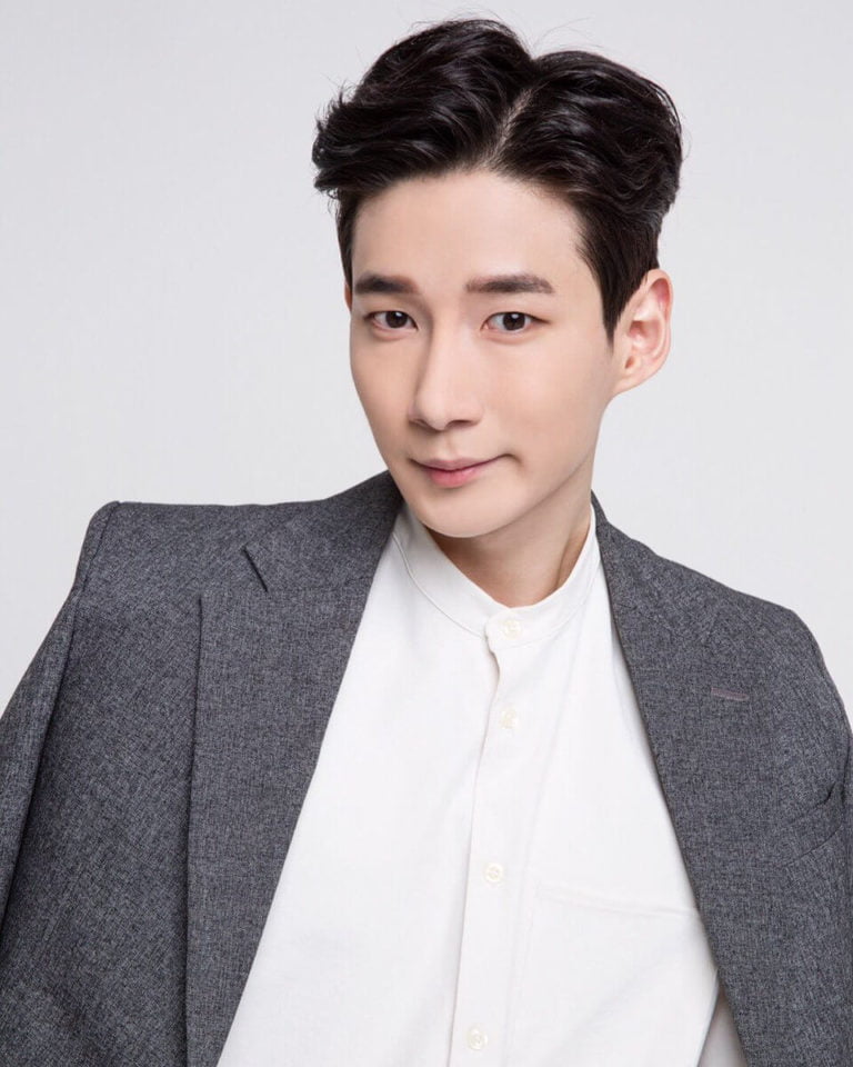 APEACE - Biodata, Profil, Fakta, Member, Ulang Tahun, Tanggal Lahir