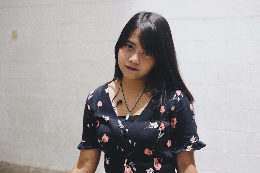 Biodata, Profil dan Fakta Hanin Dhiya, Terkenal Berkat Mengcover Lagu