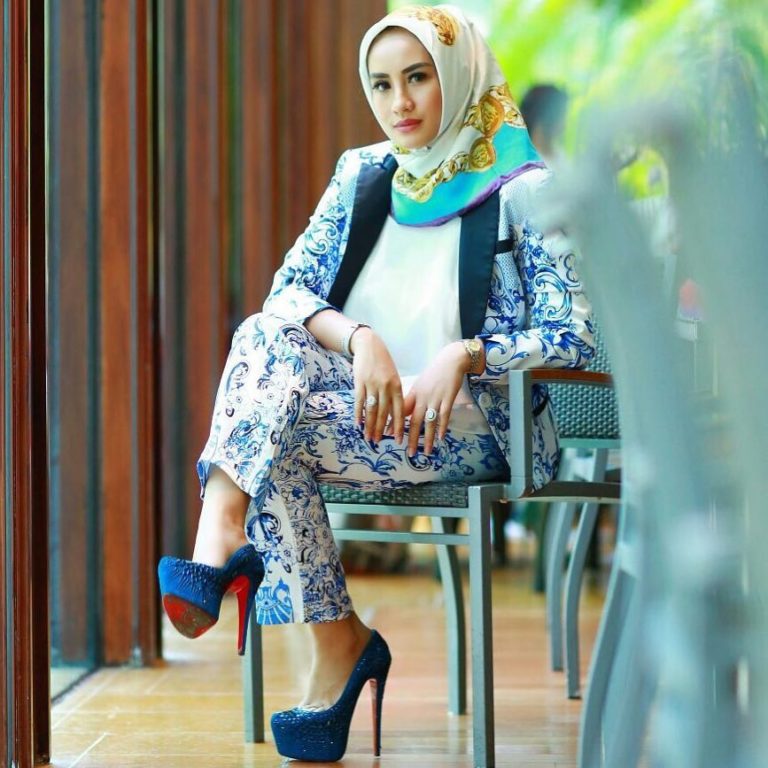 Shinta Bachir - Biodata, Profil, Fakta, Umur, Agama, Suami, Film