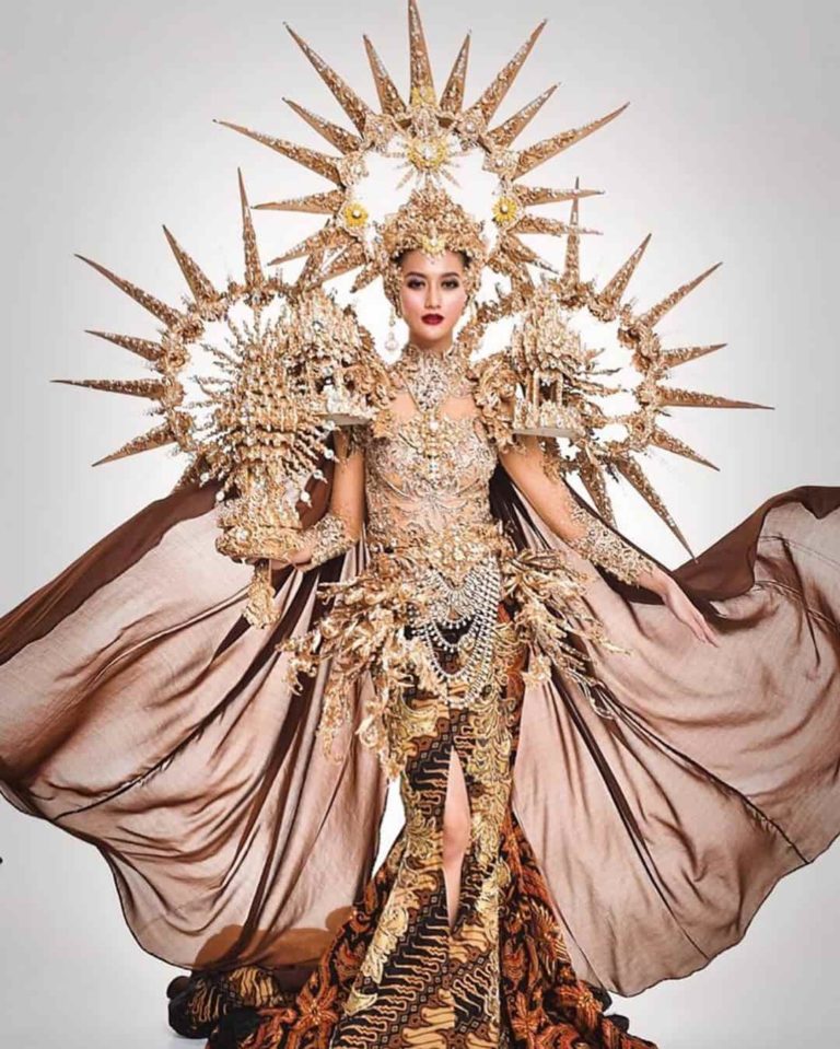 10 Potret Ayu Maulida Putri, Juara Puteri Indonesia 2020 Asal Jawa Timur