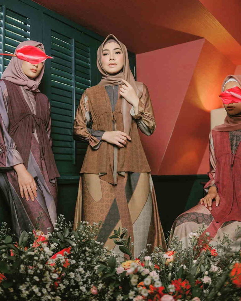 Fashionable, 10 OOTD Hijab Dian Ayu Lestari Ini Bikin Penampilan Jadi Kece