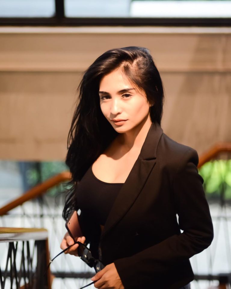 Bibie Julius - Biodata, Profil, Fakta, Umur, Agama, Suami, Karier