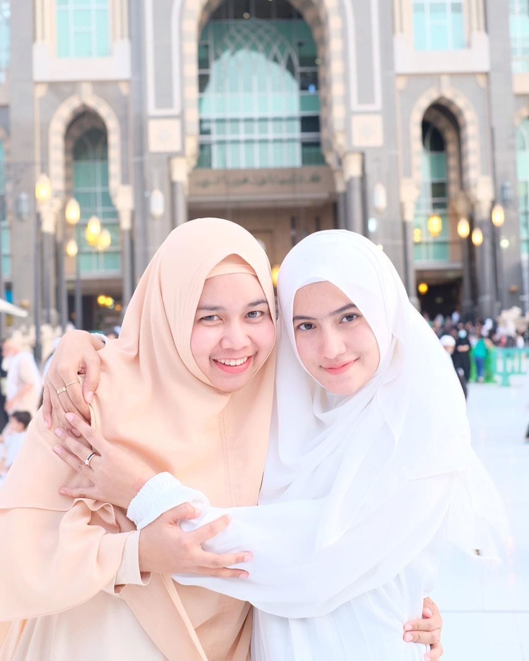 Biodata, Profil, Fakta Unik & Karir Silvia Anggraini | Dailysia