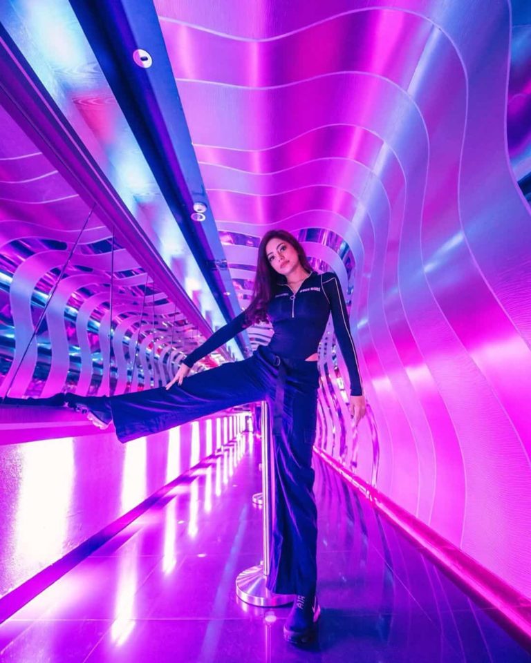 DJ Yasmin - Biodata, Profil, Fakta, Umur, Agama, Pacar, Film