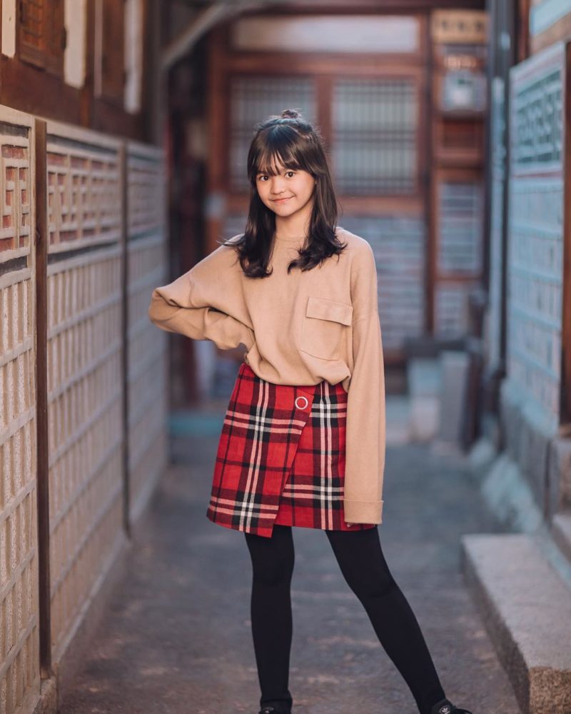 10 Gaya Menawan Cut Keysha, Adik Beby Tsabina yang Gak Kalah Cantik