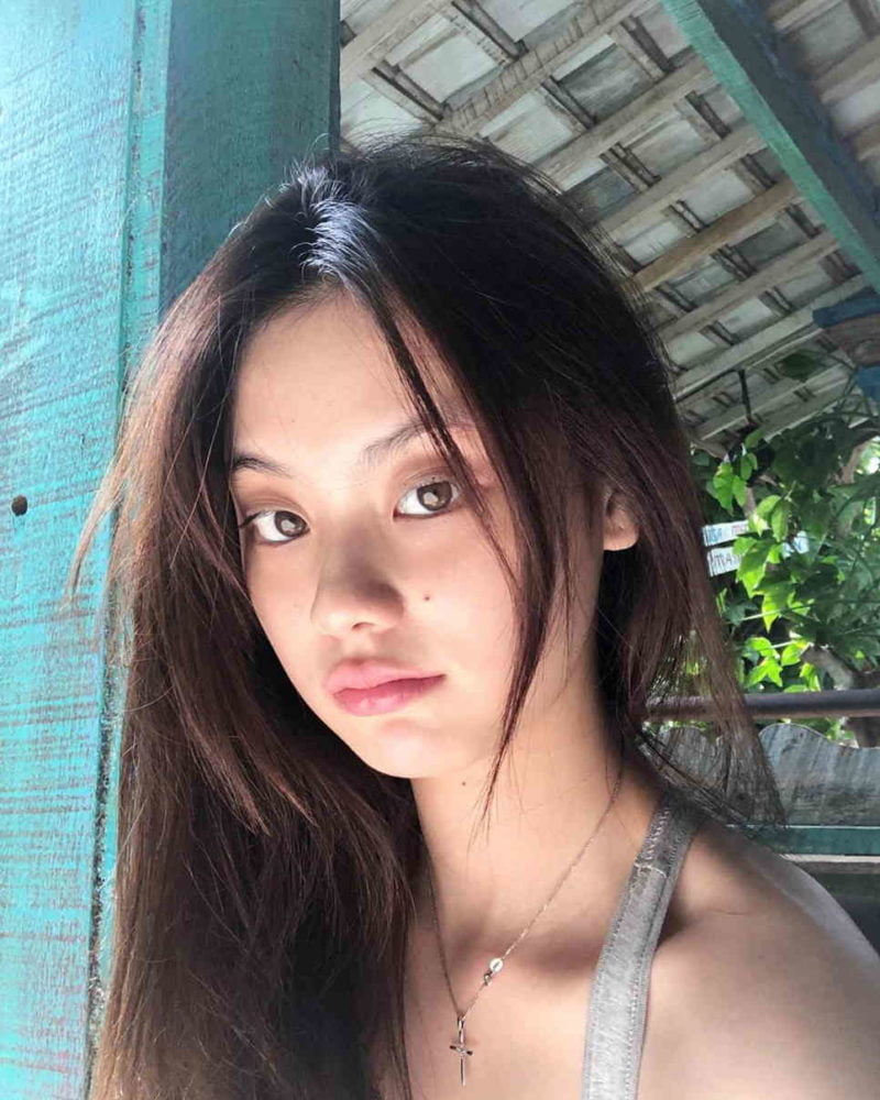 Mirip Jennie Blackpink, 10 Potret Gege Elisa Ini Cute Abis - Dailysia