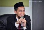 Ustadz Adi Hidayat - Biodata, Profil, Fakta, Umur, Agama, Istri, Karier