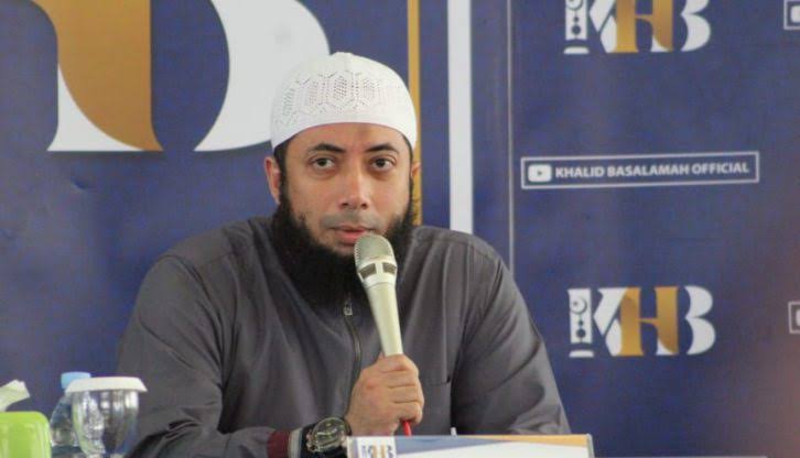 Jumlah Istri Ustadz Khalid Basalamah - Urusan Sekolah Jumlah Istri Ustadz Khalid Basalamah - Urusan Sekolah
