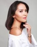 Berusia 30 Tahun Lebih, 10 Artis Cantik Ini Masih Juga Belum Nikah