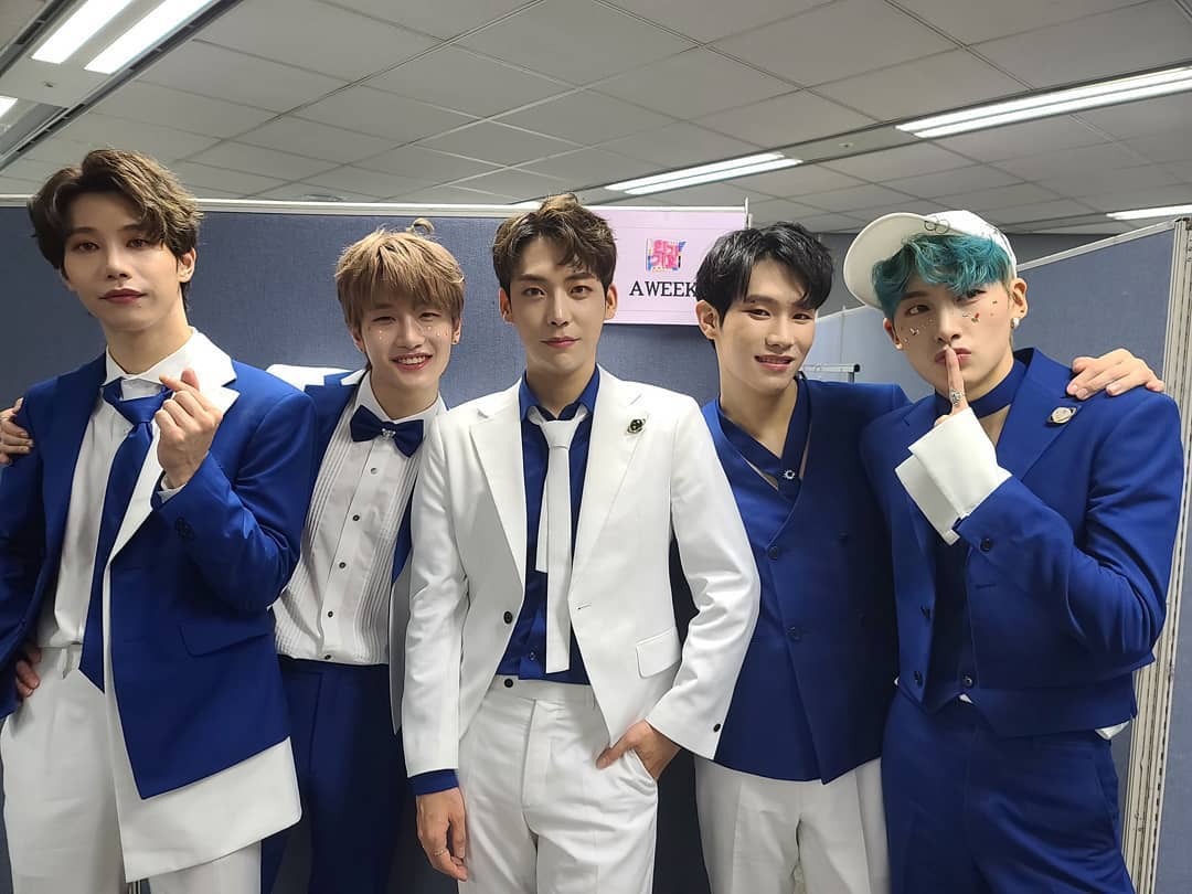 Biodata, Profil dan Fakta Unik Member AWEEK | Dailysia