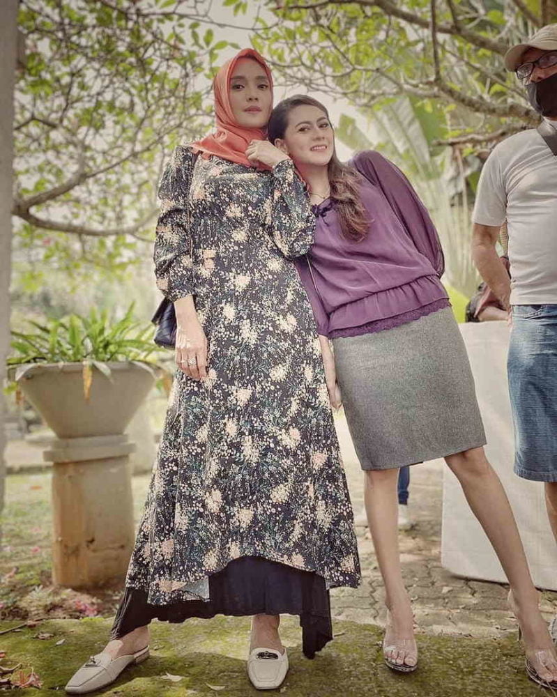 10 Pesona Elsya Syarif, Pesinetron Cantik yang Sering Berperan Pelakor