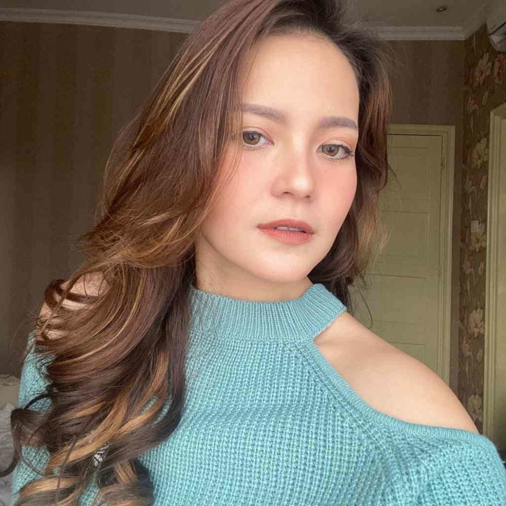 Voke Victoria - Biodata, Profil, Fakta, Umur, Agama, Suami, Film