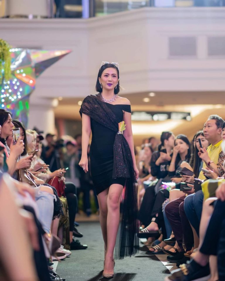 10 Penampilan Modis Agnes Jennifer, Selebgram yang Tengah Jadi Sorotan