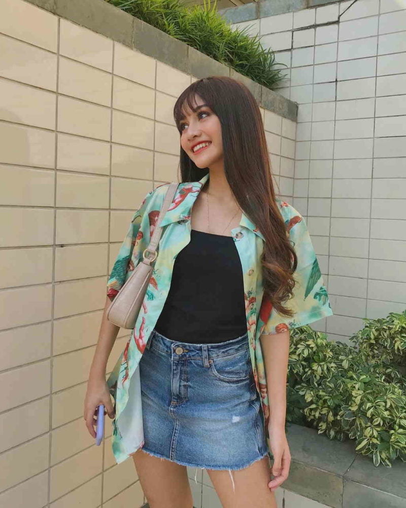 10 Pesona Sarah Tuffahati, Pesinetron Muda yang Miliki Paras Menawan