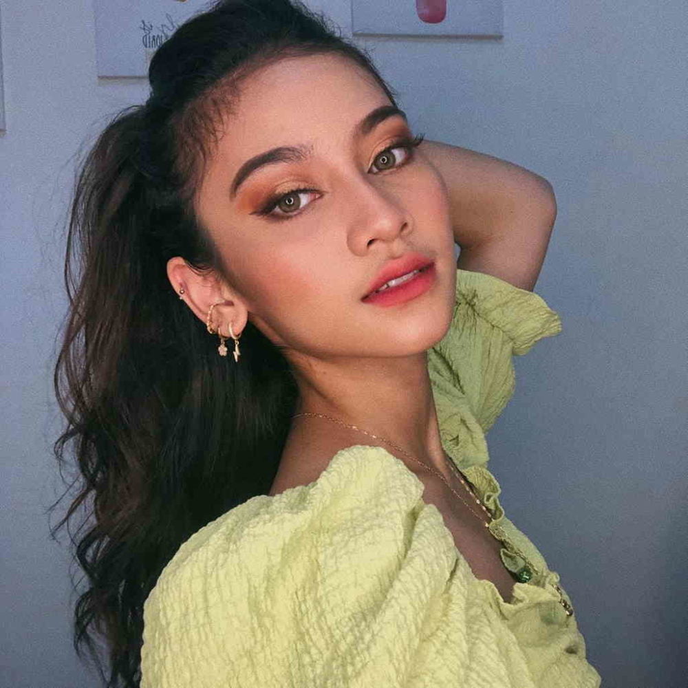 10 Pesona Sarah Tuffahati, Pesinetron Muda yang Miliki Paras Menawan