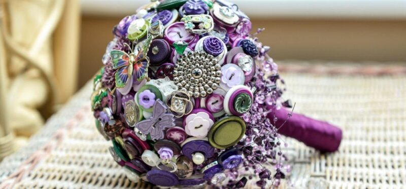 Beda dari yang Lain, 10 Kreasi Buket Pernikahan Selain Bunga - Dailysia