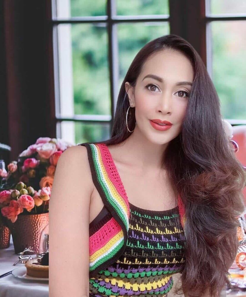 10 Pesona Diah Permatasari, Cantik Maksimal di Usia yang Hampir ...