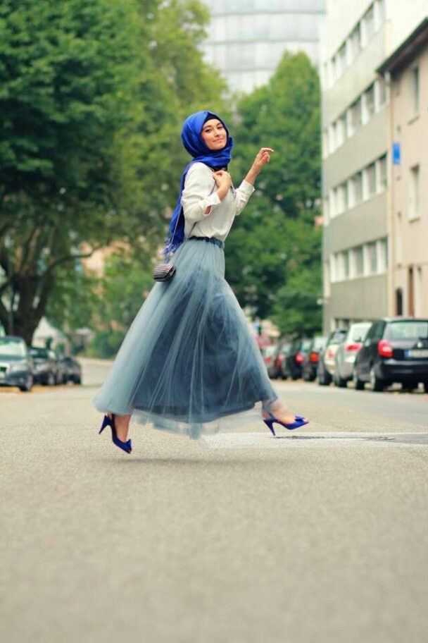 Menawan, 10 Inspirasi Rok Tutu Dipadukan dengan Hijab - Dailysia